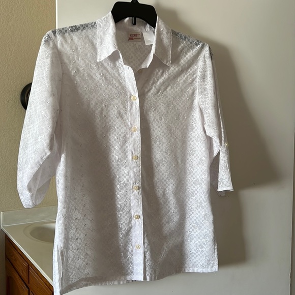 Koret | Tops | Koret White Blouse In Size Medium | Poshmark